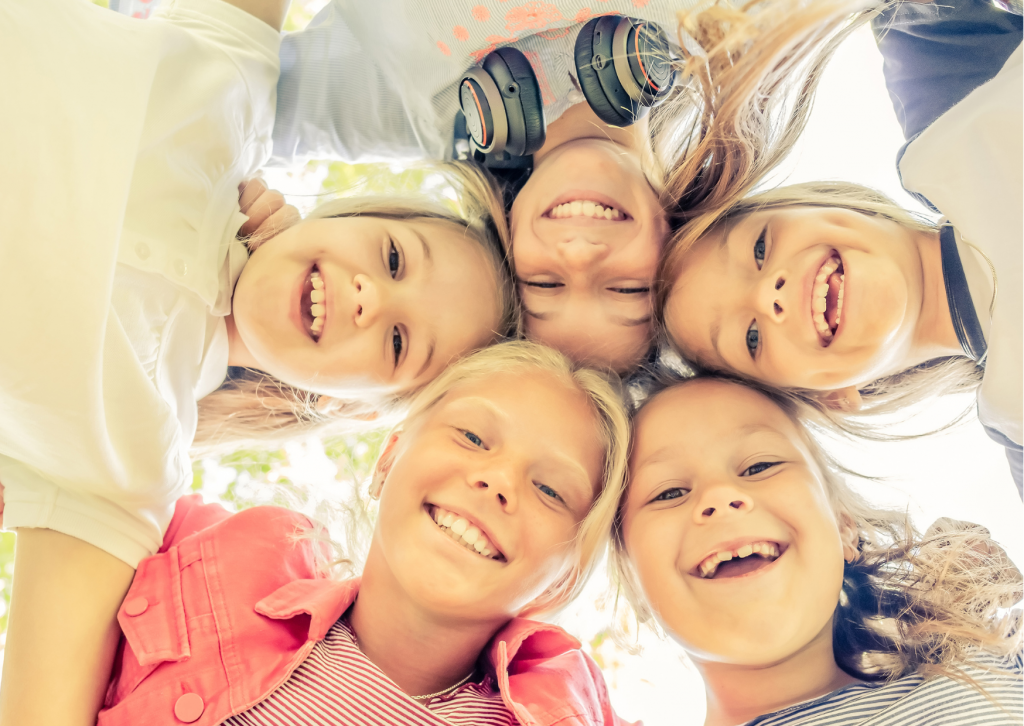 Mergaičių dienos stovykla „Tarp mūsų, mergaičių“ Vilniuje 5-10 m.