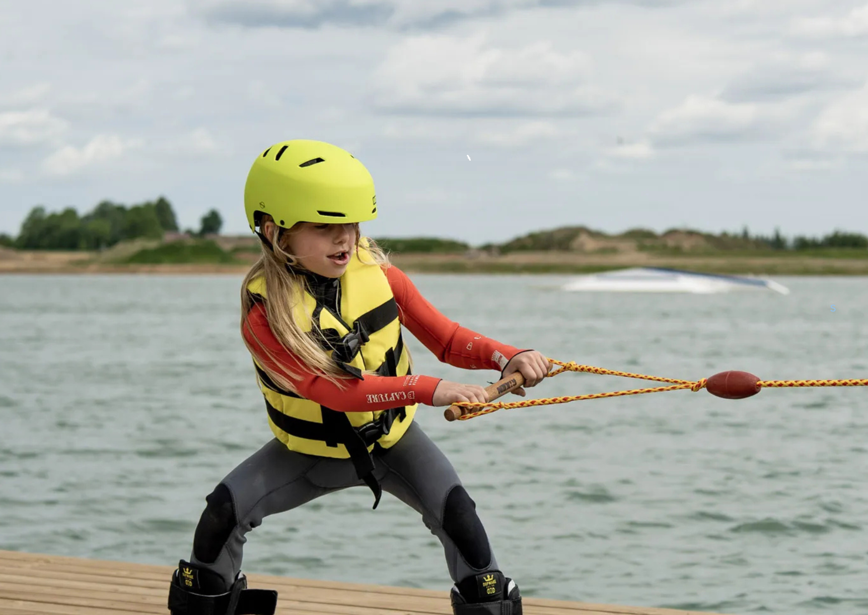 MAD BAY vasaros stovykla 8 - 13 m. vaikams ir 12 - 16 m. paaugliams